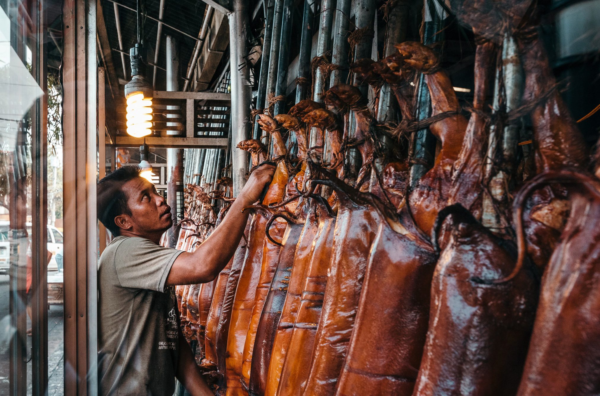 Manila – Explore Parts Unknown